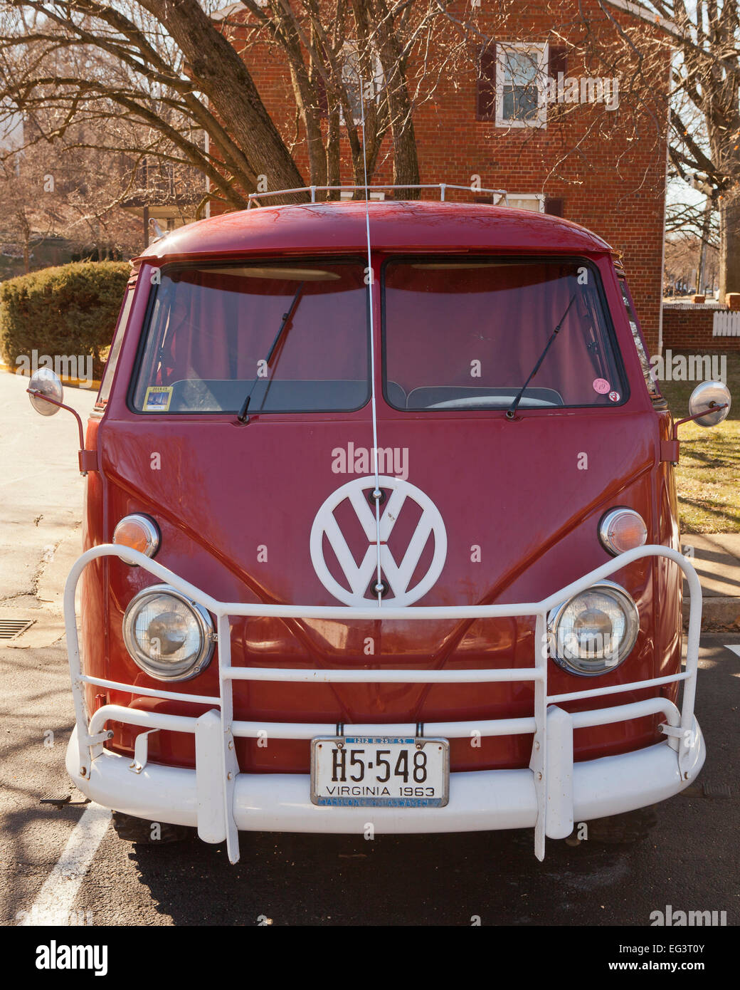 Volkswagen bus hi-res stock photography and images - Alamy