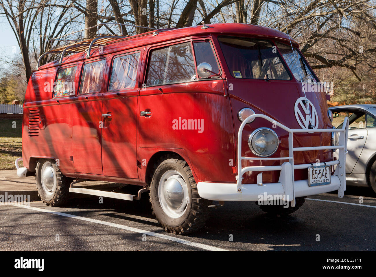 Volkswagen bus hi-res stock photography and images - Alamy
