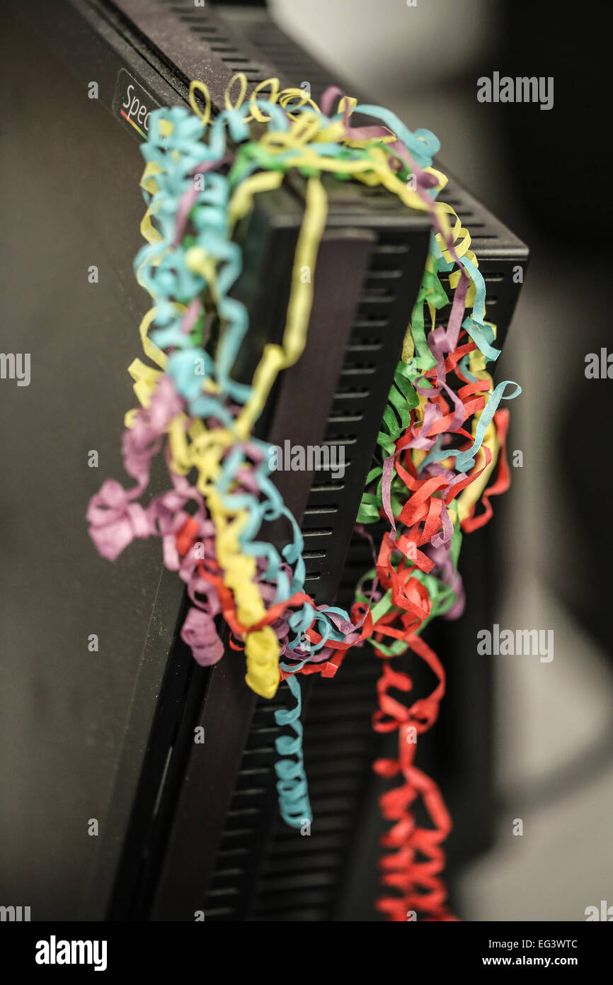 Party popper hi-res stock photography and images - Alamy