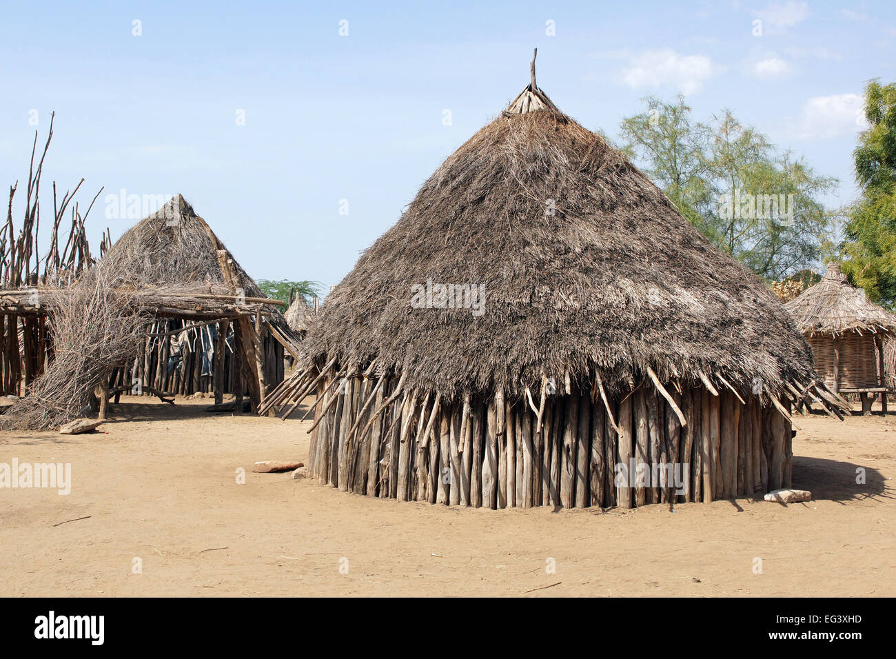Ethnic groups of africa hi-res stock photography and images - Alamy