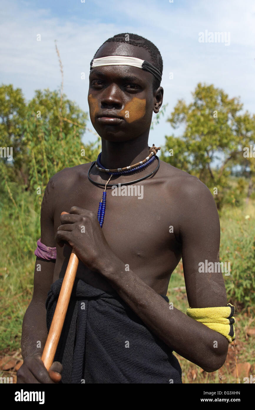 Mursi men hi-res stock photography and images - Alamy