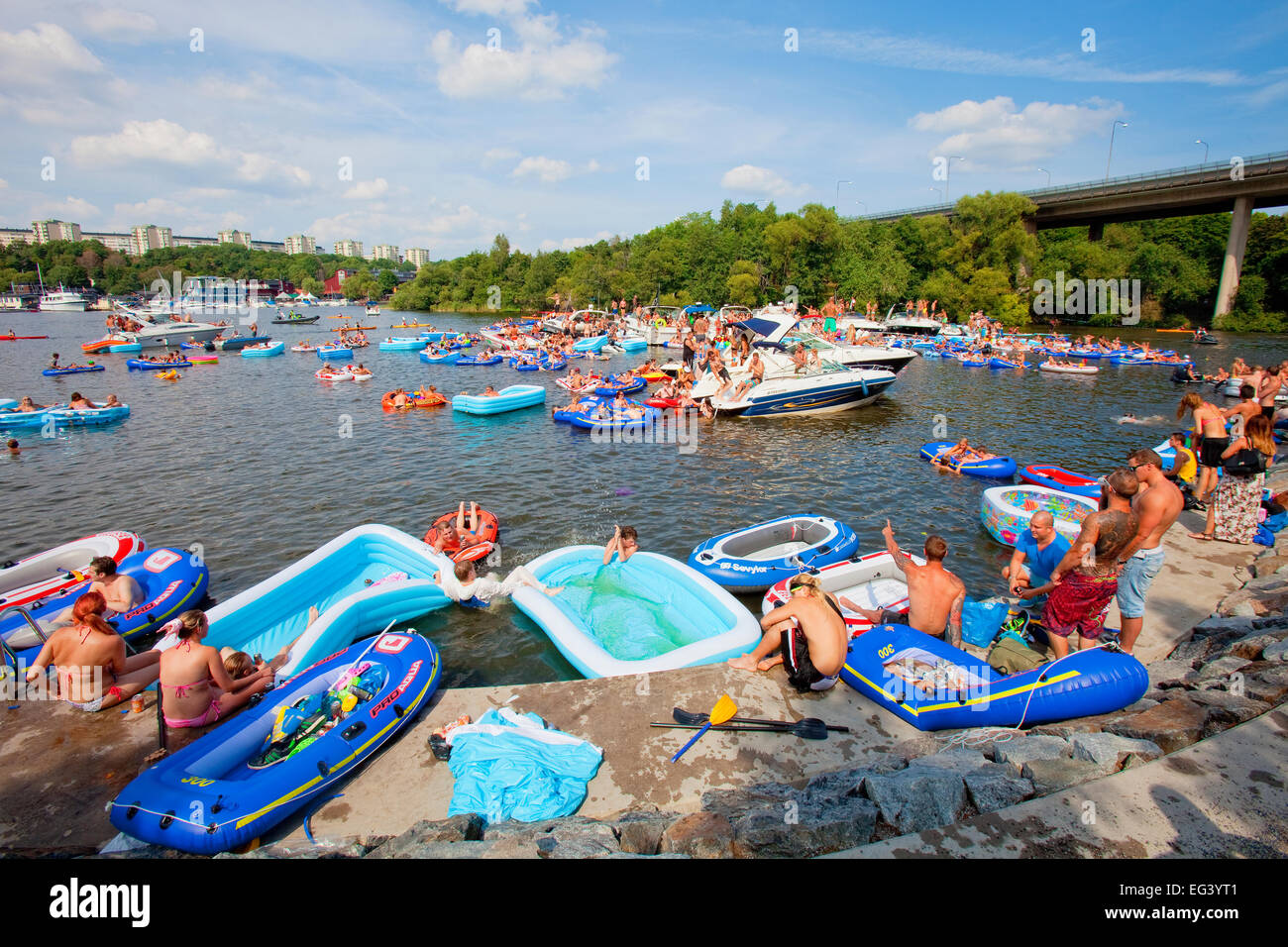 Sweden, Stockholm - Boat Party at Hornsbergs Strandpark in Summer Stock ...