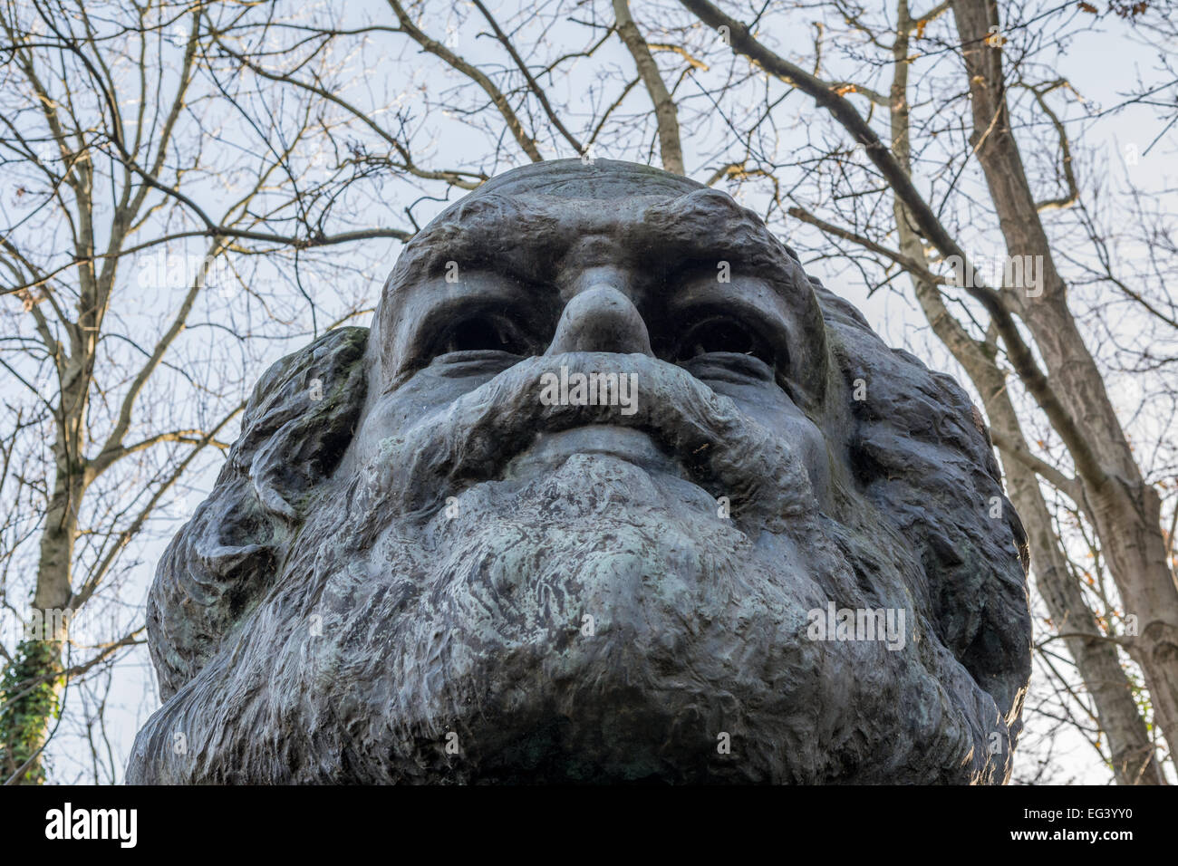 Karl Marx head Stock Photo - Alamy