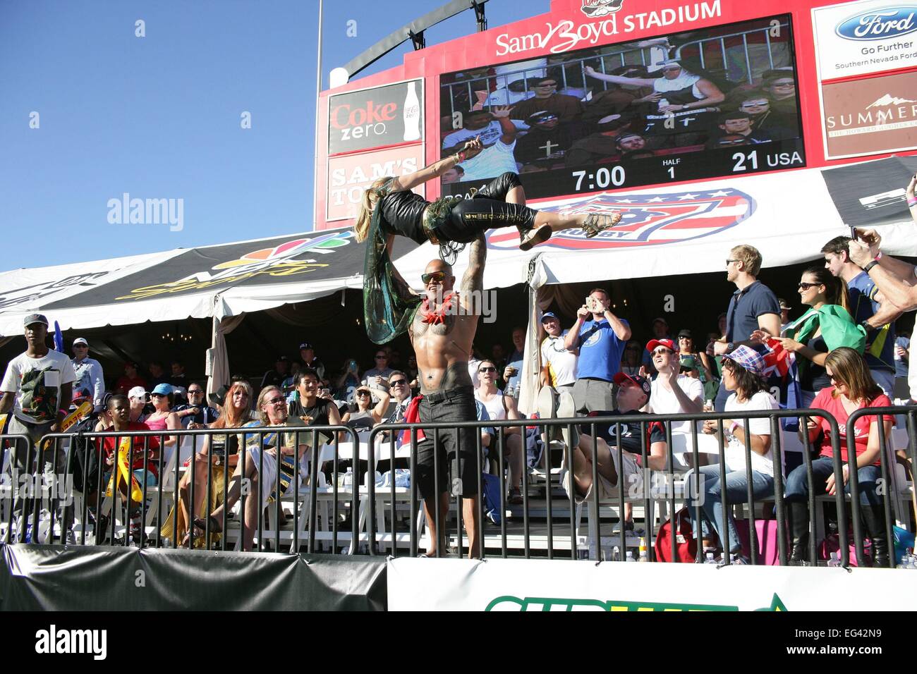 Las Vegas, NV, USA. 15th Feb, 2015. Body Building model Hio Pelesasa ...