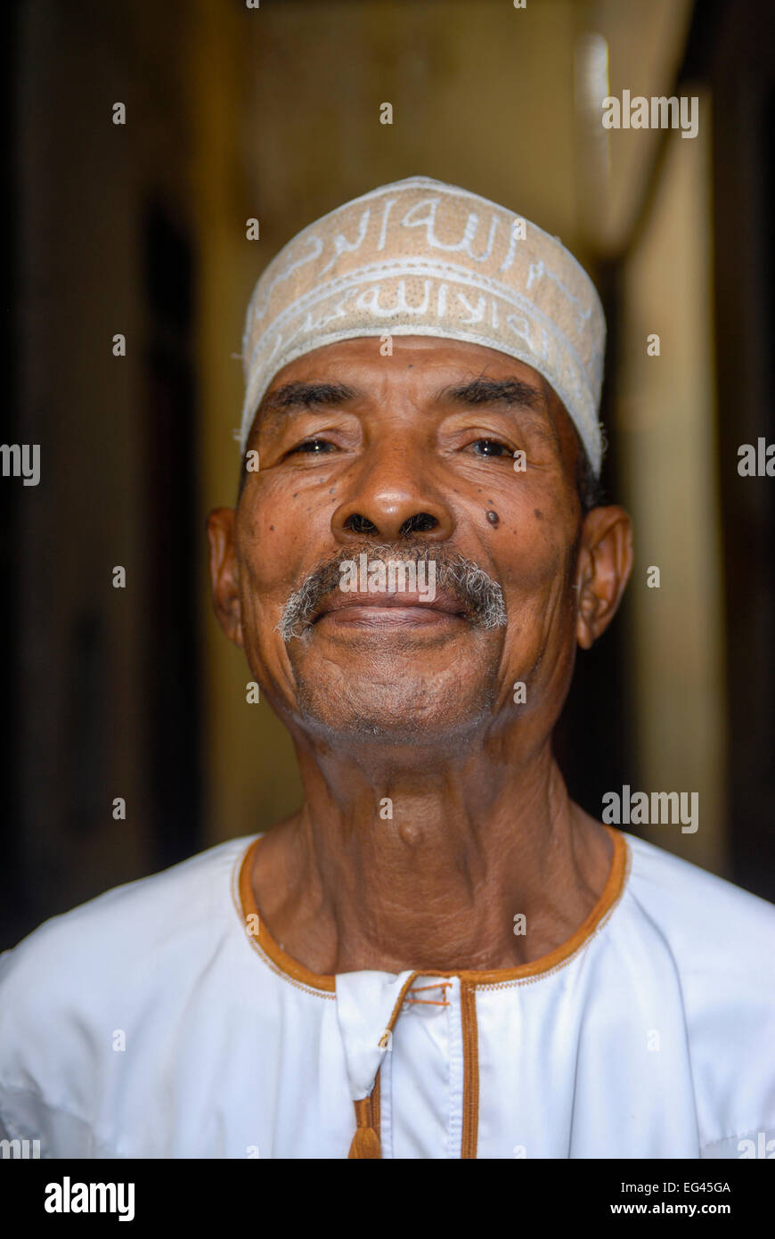 Portrait islamic man hi-res stock photography and images - Alamy