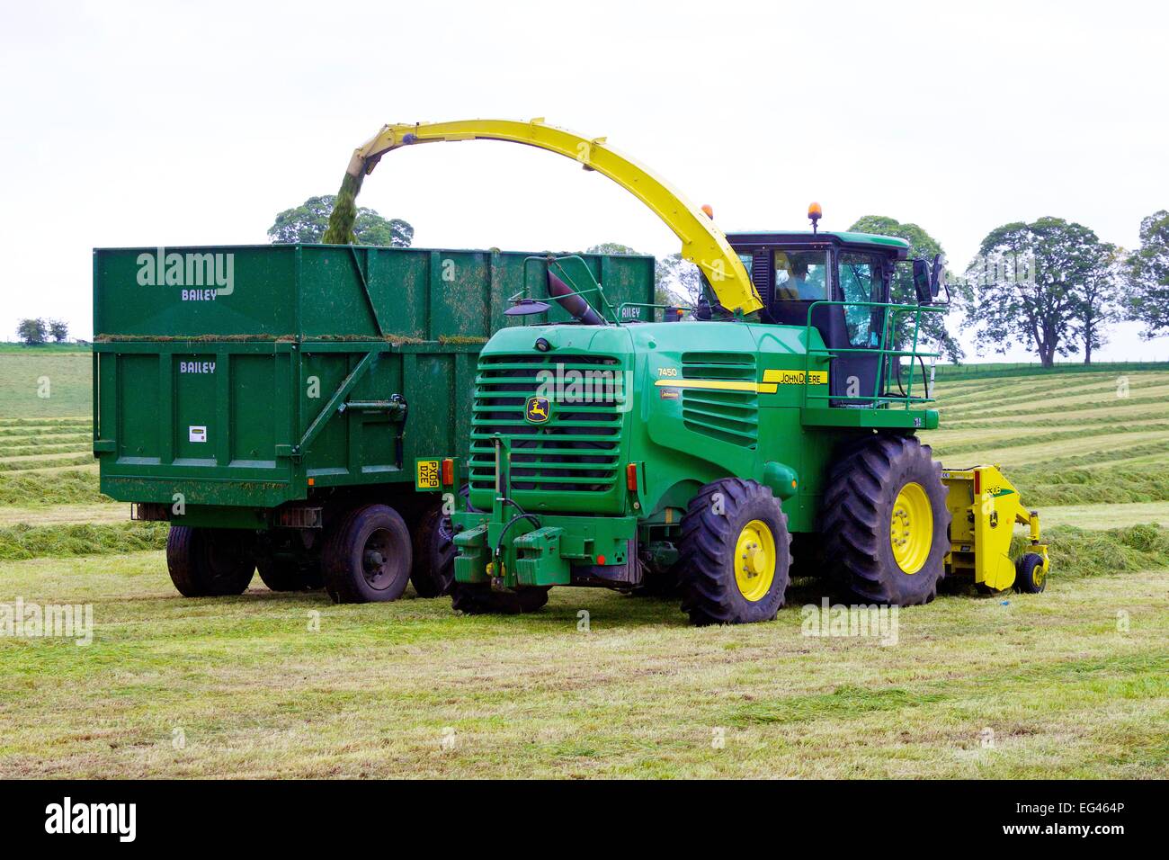John Deere 7450 Self-Propelled Forage Harvesters and Bailey mechanical ...