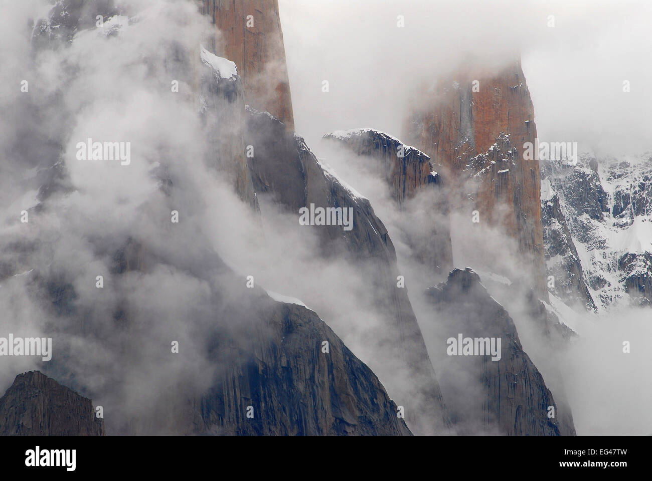 6 towers hi-res stock photography and images - Alamy
