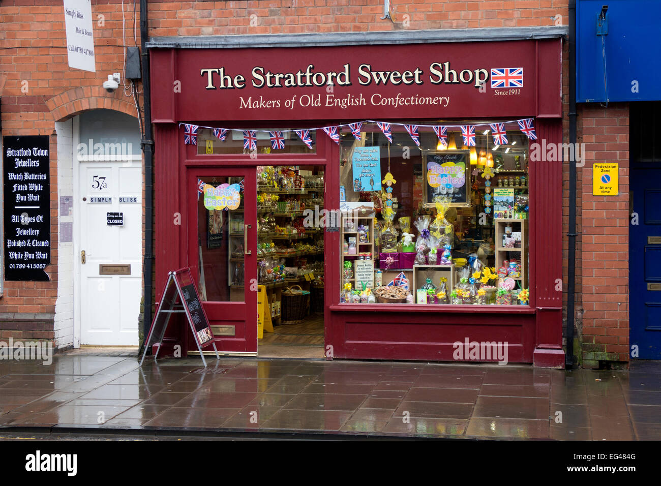 Sweet shop uk hi-res stock photography and images - Alamy
