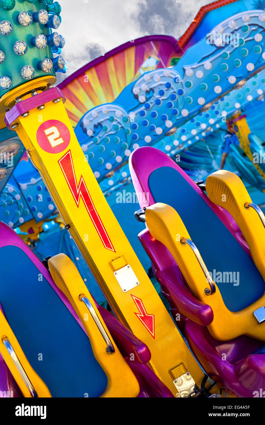 Fairground equipment hi-res stock photography and images - Alamy