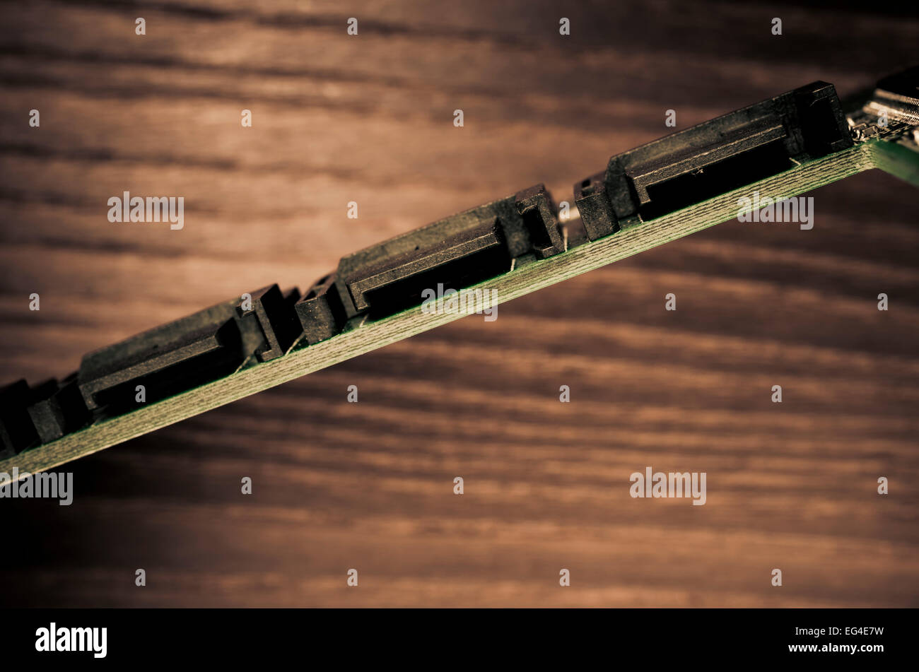 Serial circuit hi-res stock photography and images - Alamy