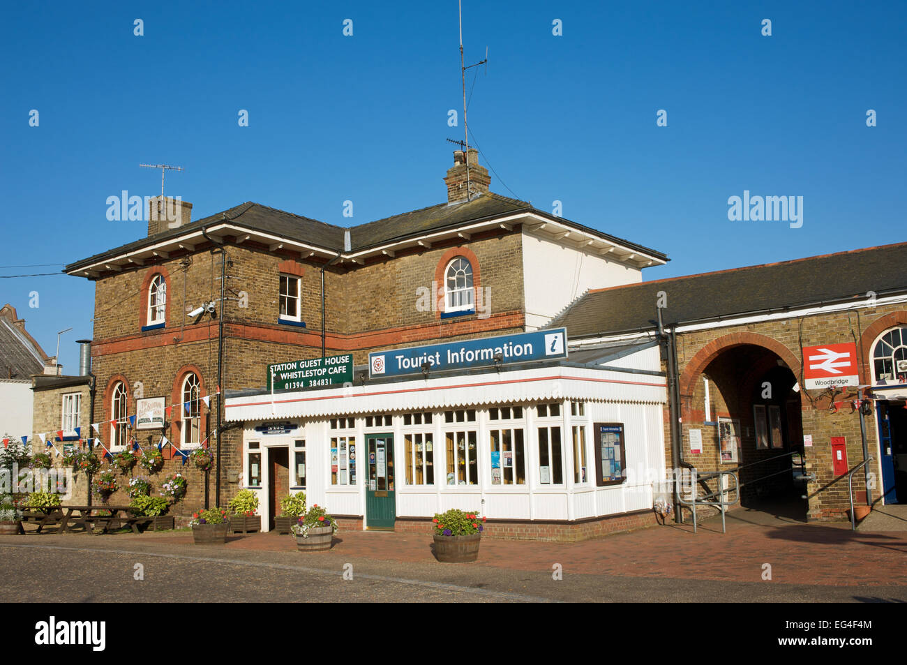 Woodbridge suffolk cafe hi-res stock photography and images - Alamy
