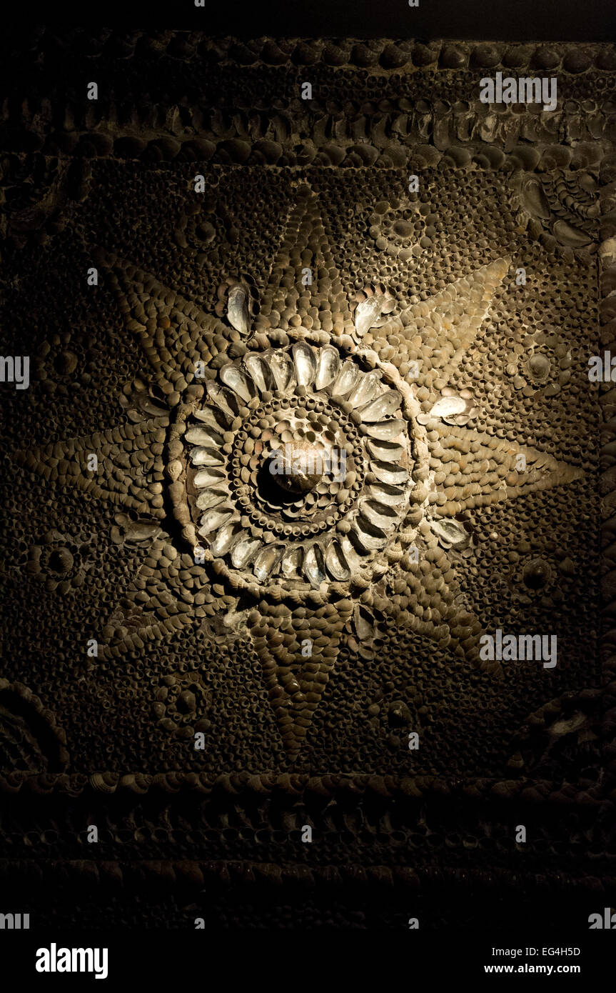 Shell designs in the Shell Grotto, Margate, England Stock Photo - Alamy