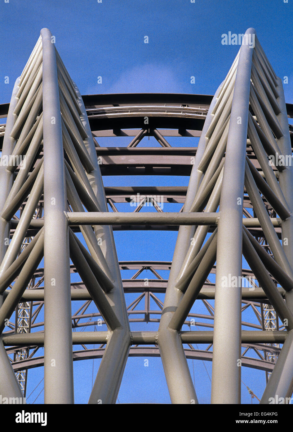 Steelwork on a construction site Stock Photo - Alamy