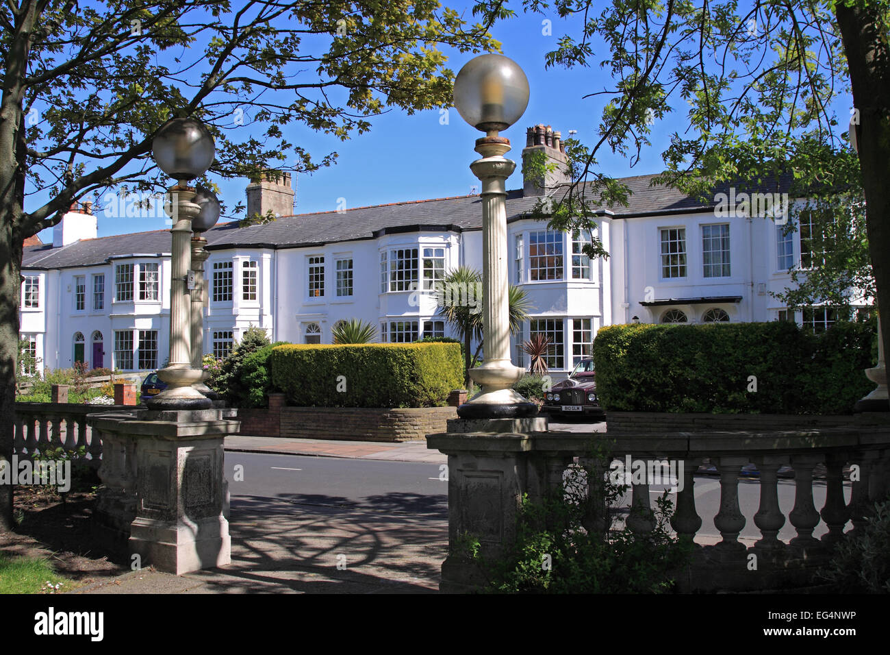 Terrace of regency houses hi-res stock photography and images - Alamy