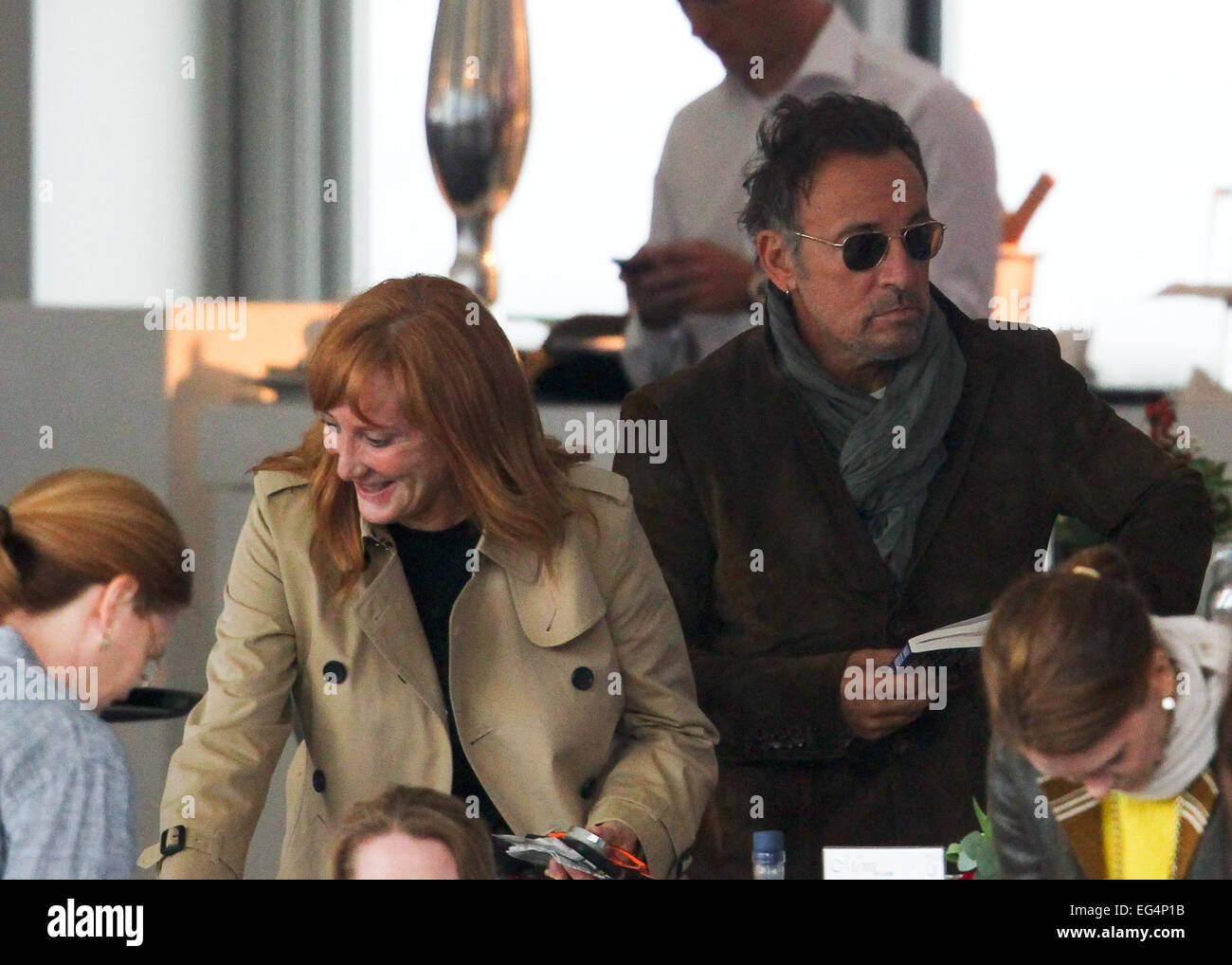 Bruce Springsteen and his wife, Patti Scialfa, watch their daughter ...