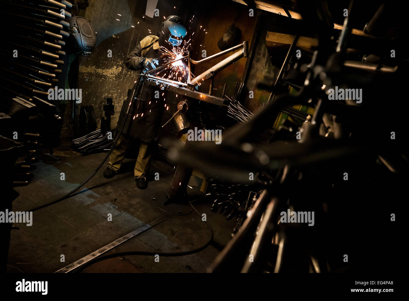 Bicycle frame welding hi-res stock photography and images - Alamy