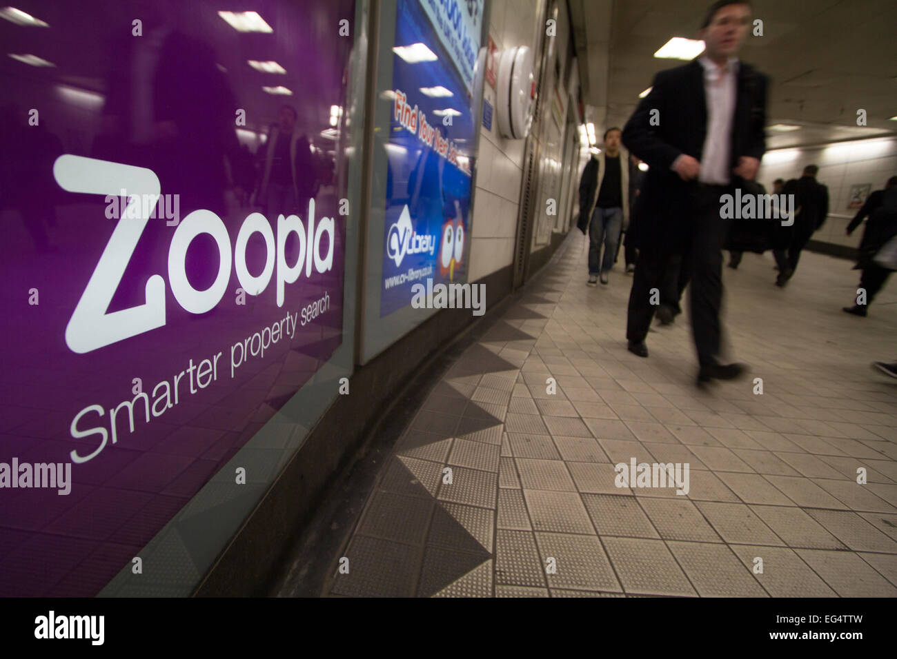 Zoopla property advert Stock Photo - Alamy