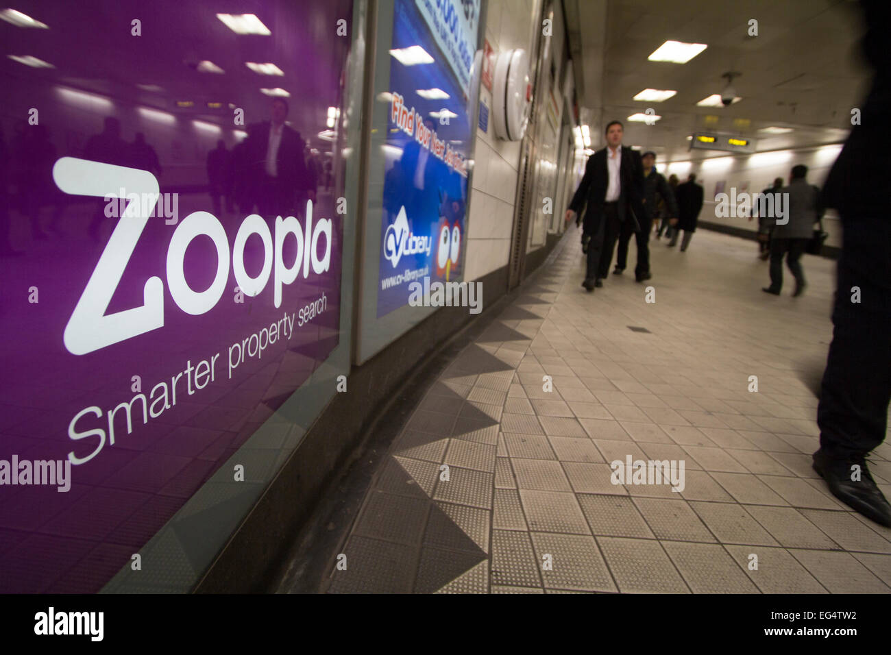 Zoopla Advert High Resolution Stock Photography and Images - Alamy