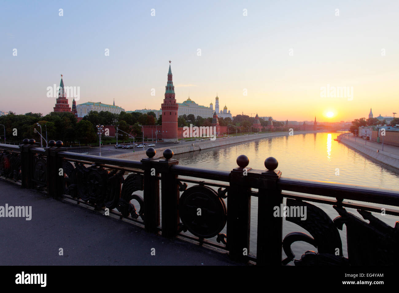 Kremlin palace in Moscow overlooking Moskva river, Russia Stock Photo ...