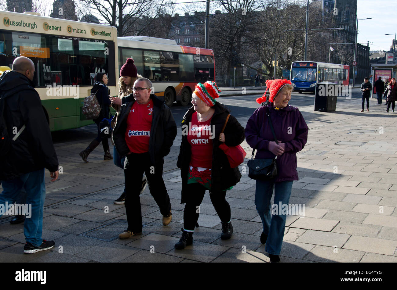 Welsh rugby fans in the centre of Edinburgh before the 6-Nations ...