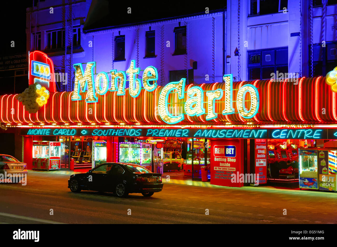 Southend seafront at night hi-res stock photography and images - Alamy