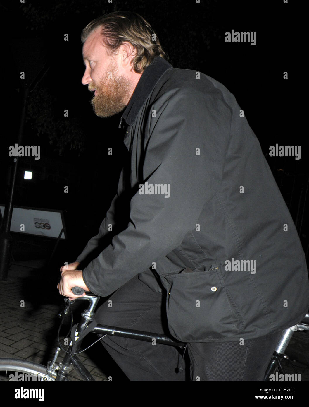 A bearded Guy Ritchie rides his Brother bike home from Chiltern ...