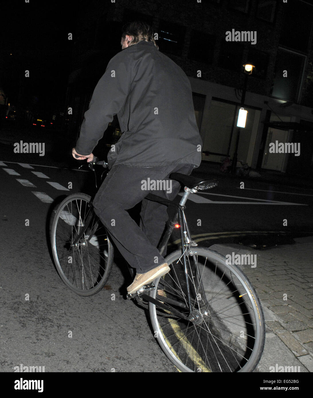 A bearded Guy Ritchie rides his Brother bike home from Chiltern ...
