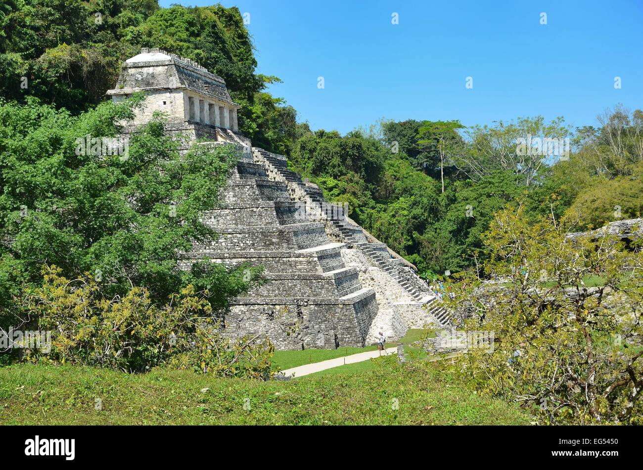 Palenque Ancient Mayan temples Stock Photo - Alamy