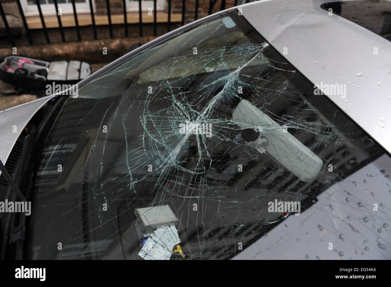 Vandallised windscreen in volkswagen polo car Stock Photo - Alamy