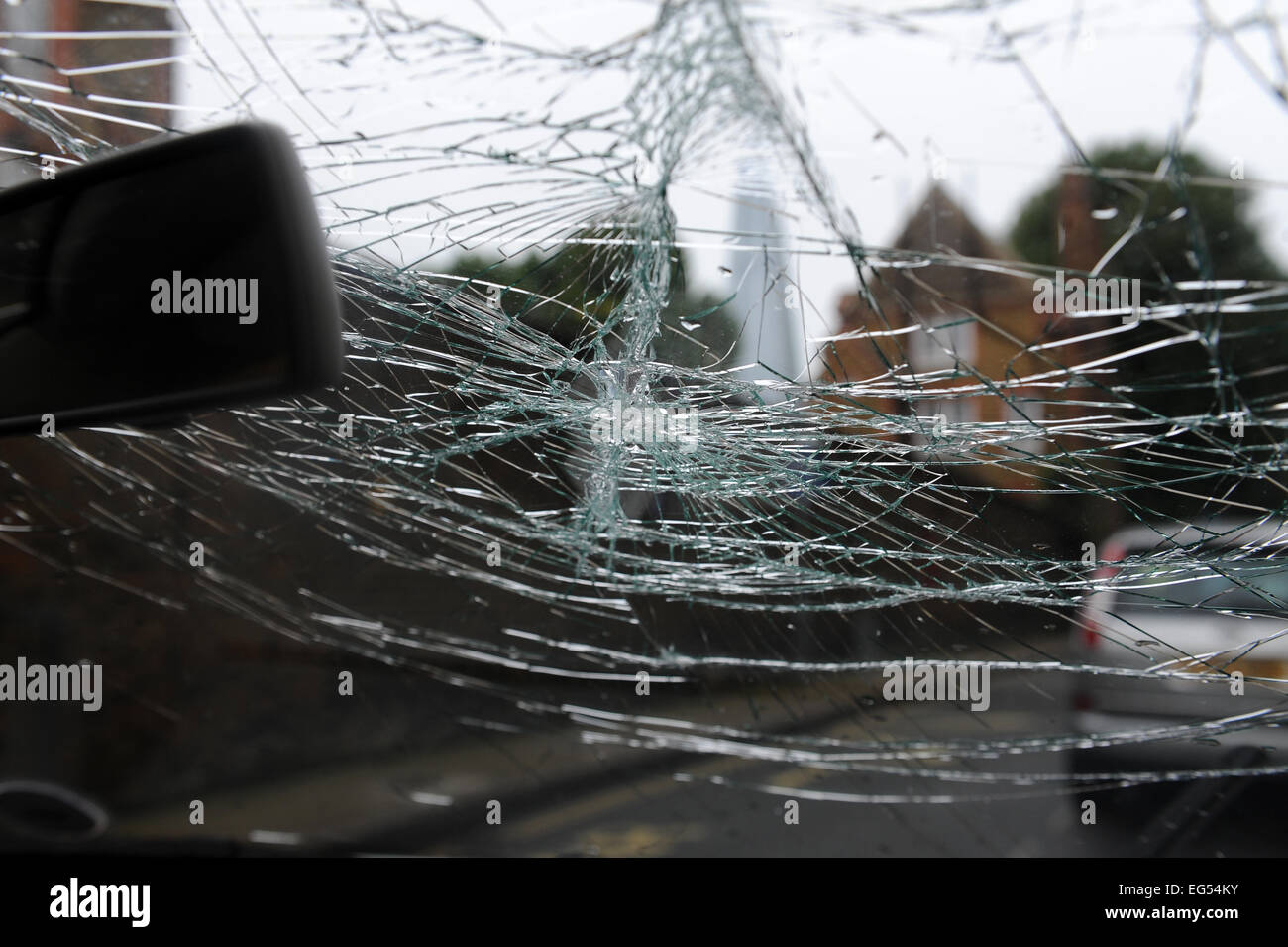 Smashed windscreen in volkswagen polo car Stock Photo - Alamy