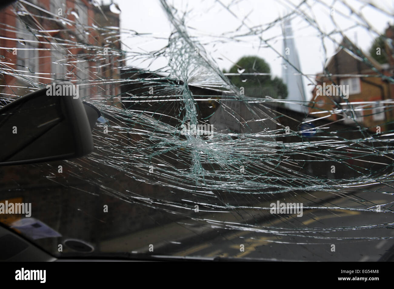 Smashed windscreen in volkswagen polo car Stock Photo - Alamy
