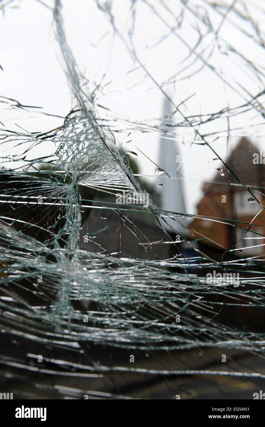 Smashed windscreen in volkswagen polo car Stock Photo - Alamy