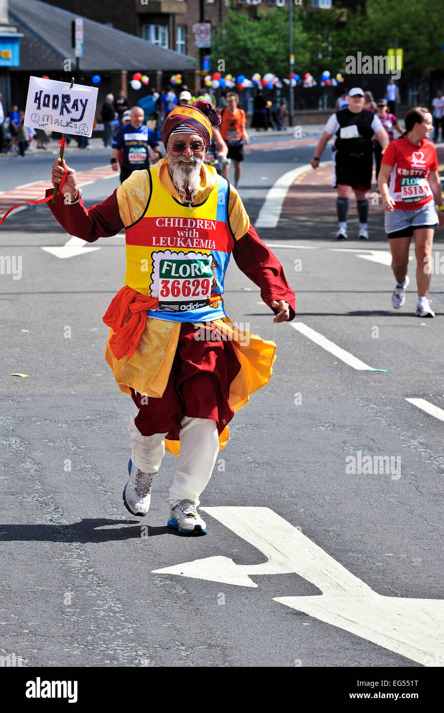 charity runner dressed in costume taking part in the london marathon ...