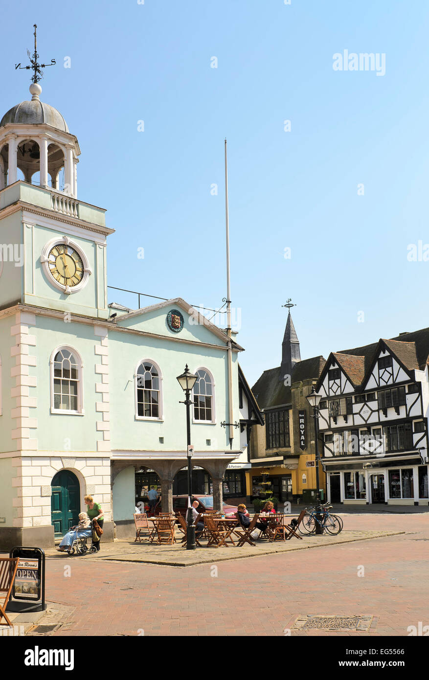 the guildhall faversham in the town square built in 1574 Stock Photo ...