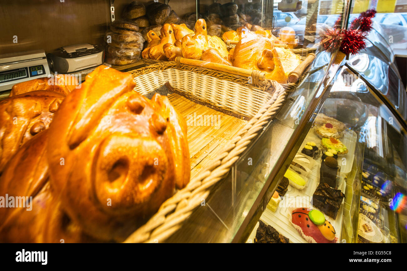 Confectionery shelf hi-res stock photography and images - Alamy