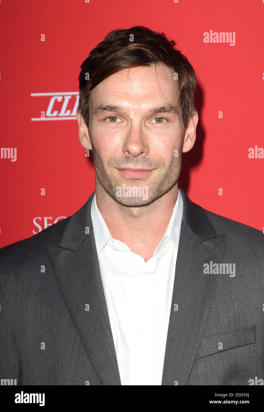 Crackle bird hi-res stock photography and images - Alamy