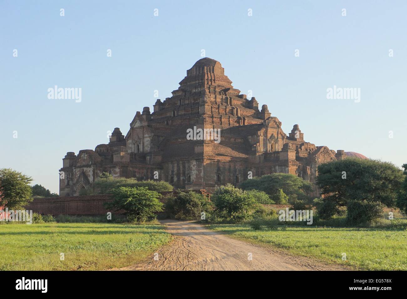 Dhammayangyi pagoda is the biggest temple of Bagan's ancient temples in ...