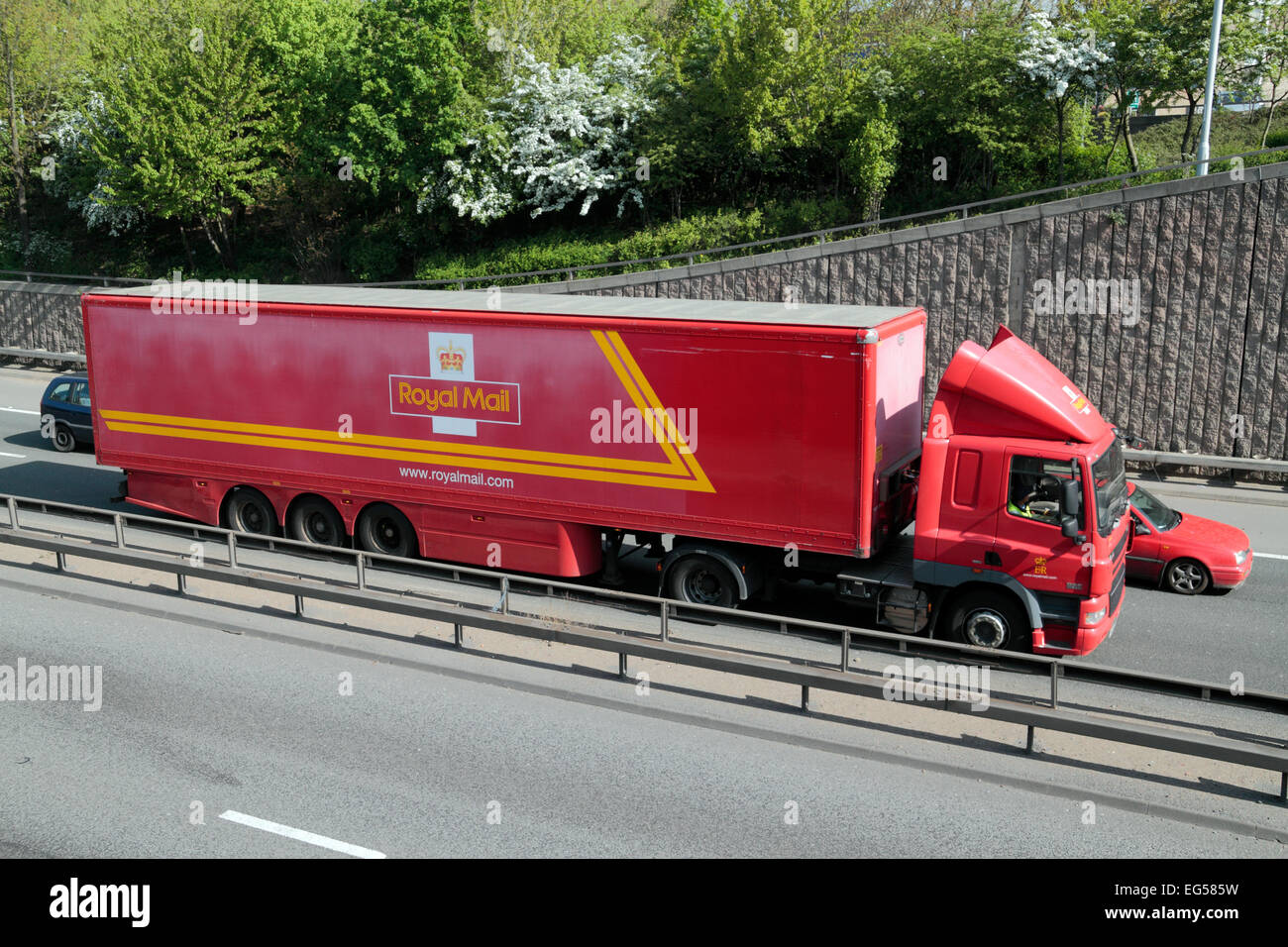 Royal mail truck hi-res stock photography and images - Alamy