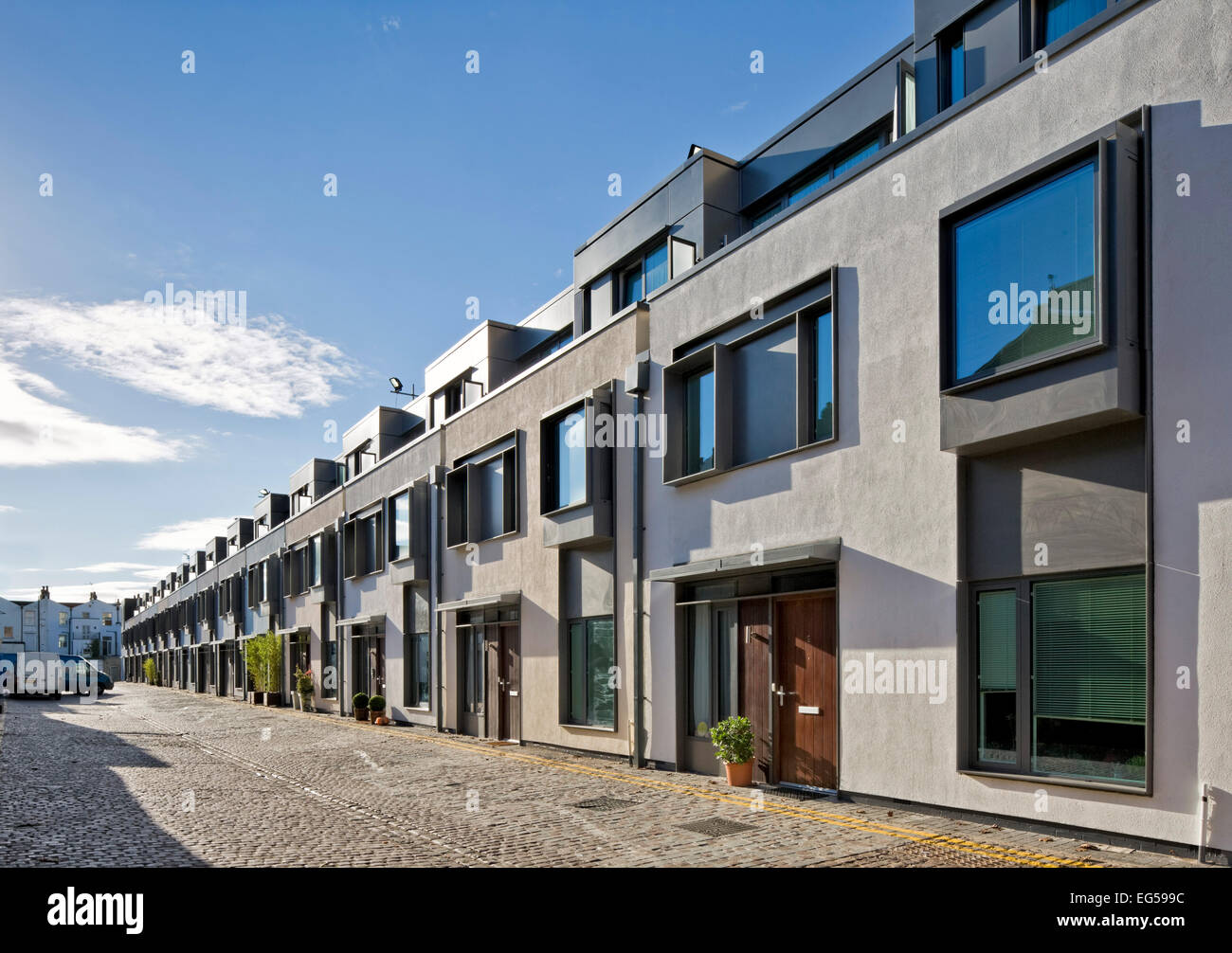 Portobello Square Housing, London, United Kingdom. Architect: PRP ...