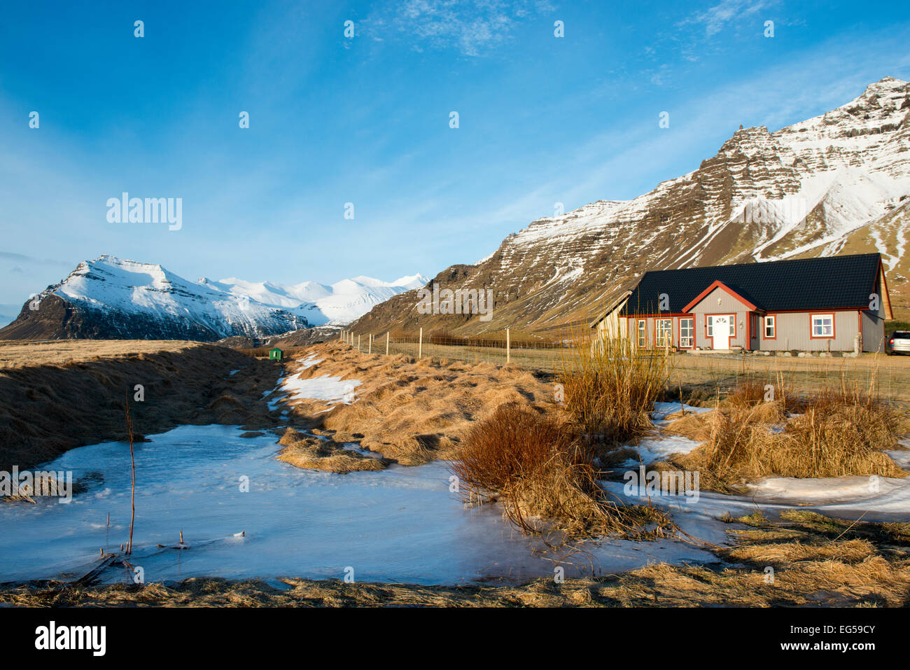 Iceland island and 1 house hi-res stock photography and images - Alamy