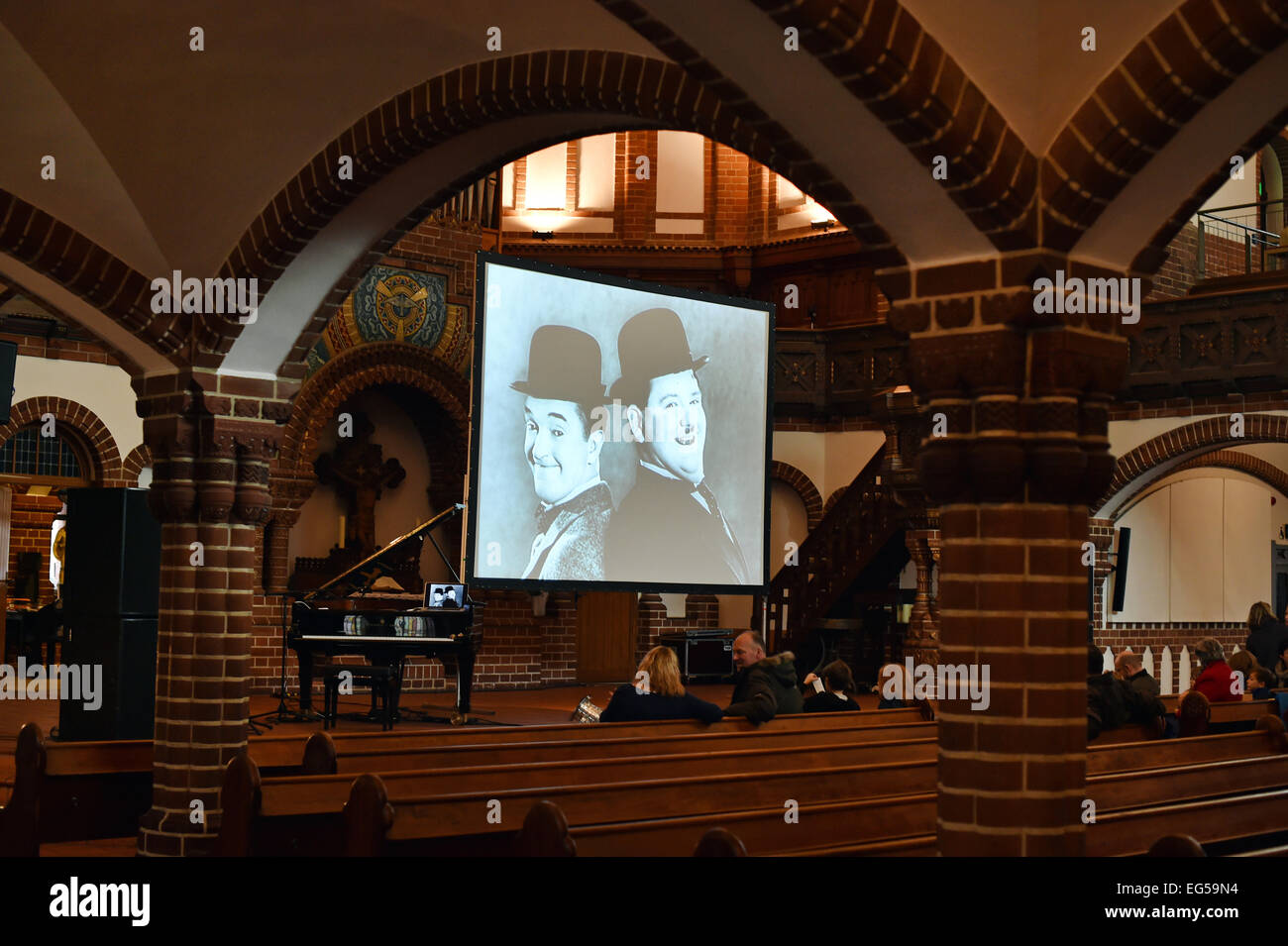 Silent film comedians hi-res stock photography and images - Alamy