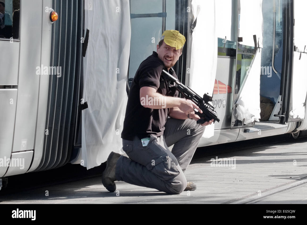 Rail security hi-res stock photography and images - Alamy