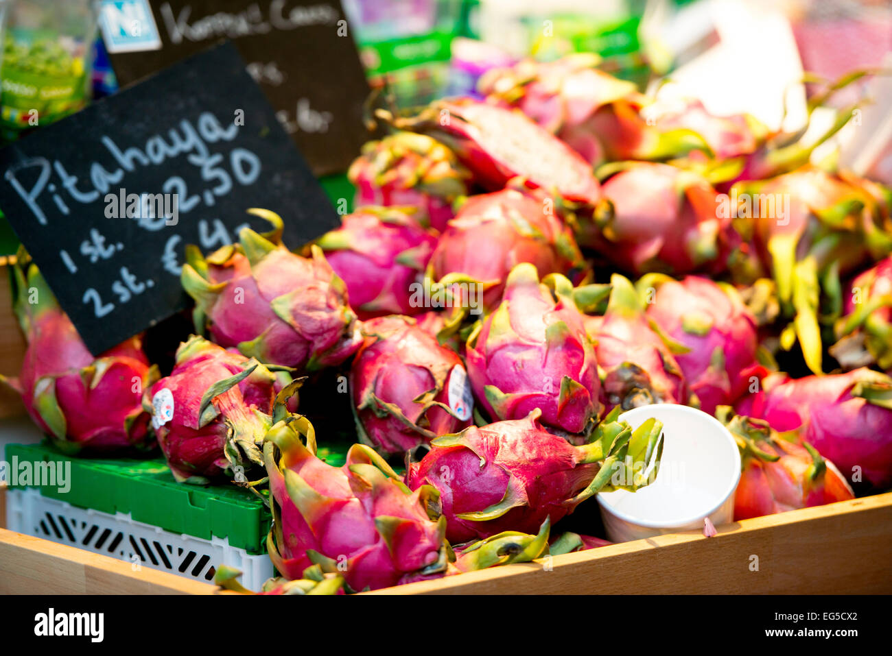 Fruit market netherlands hi-res stock photography and images - Alamy