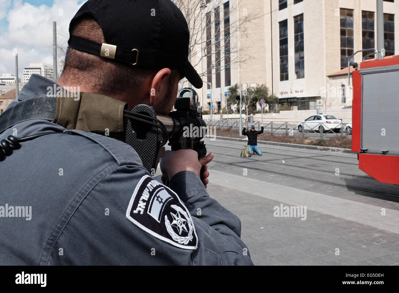 M16 Assault Rifle Stock Photos & M16 Assault Rifle Stock Images - Alamy