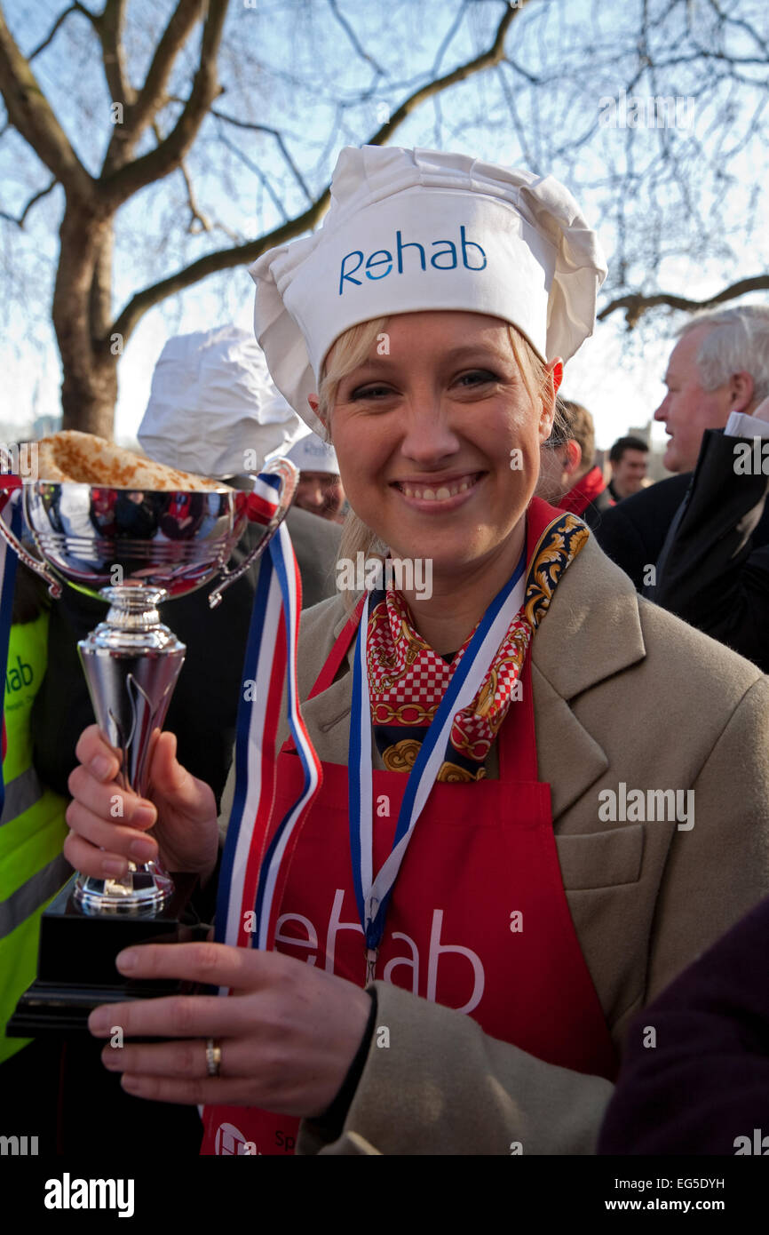 Sophie ridge sky news presenter hi-res stock photography and images - Alamy