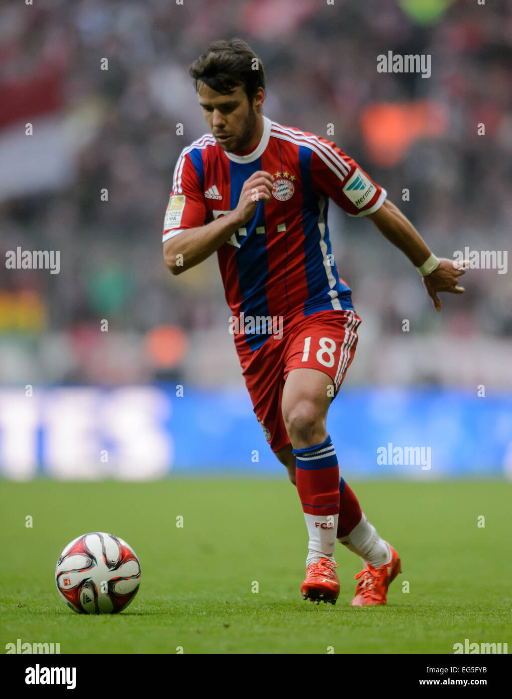 Munich, Germany. 14th Feb, 2015. Bayern Munich's Juan Bernat in action ...