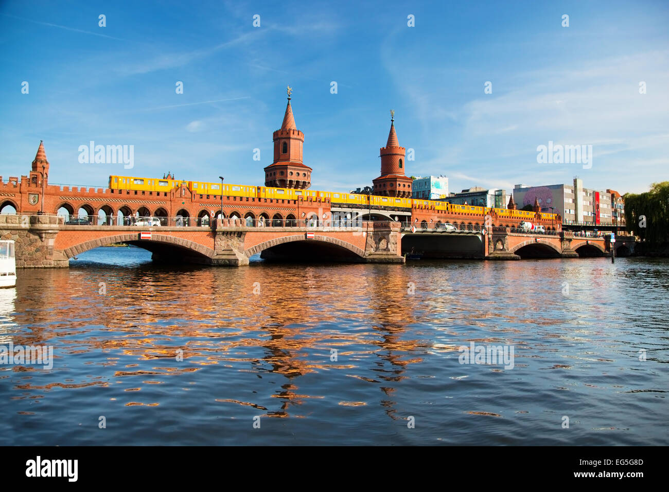 The Oberbaum Bridge, German Oberbaumbrucke and River Spree in Berlin ...