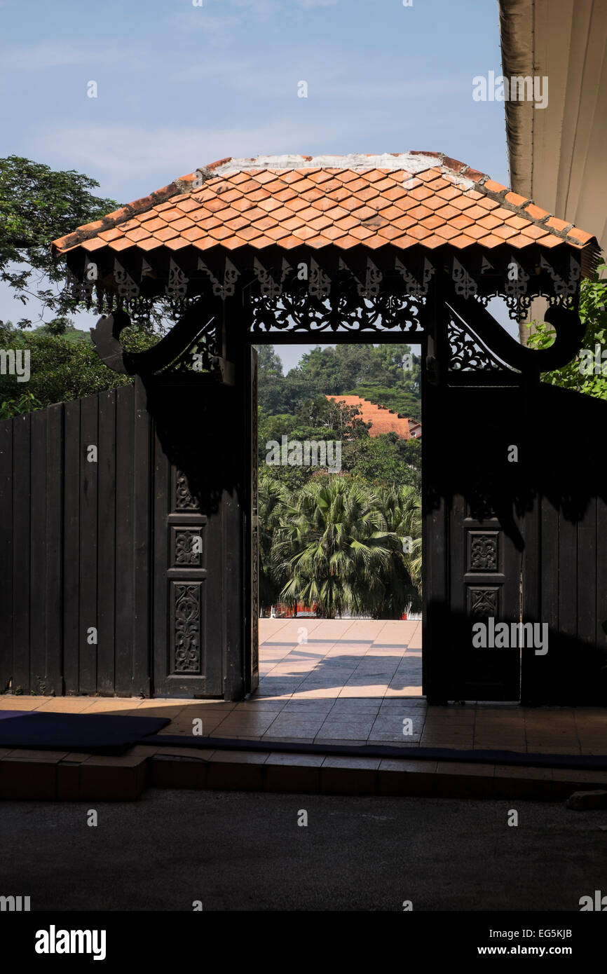 Traditional malay roof hi-res stock photography and images - Alamy