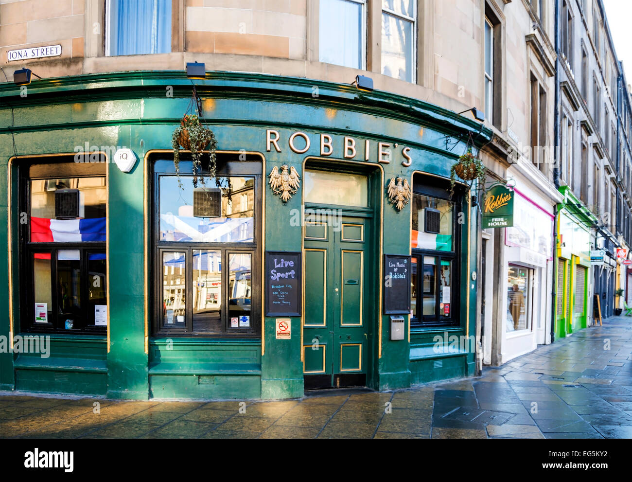 Leith pubs hi-res stock photography and images - Alamy