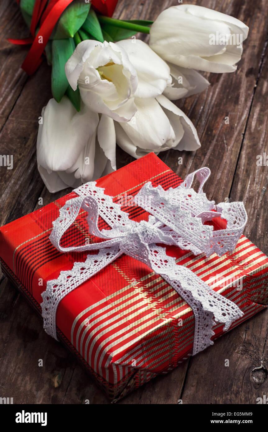 Packed gift hi-res stock photography and images - Alamy